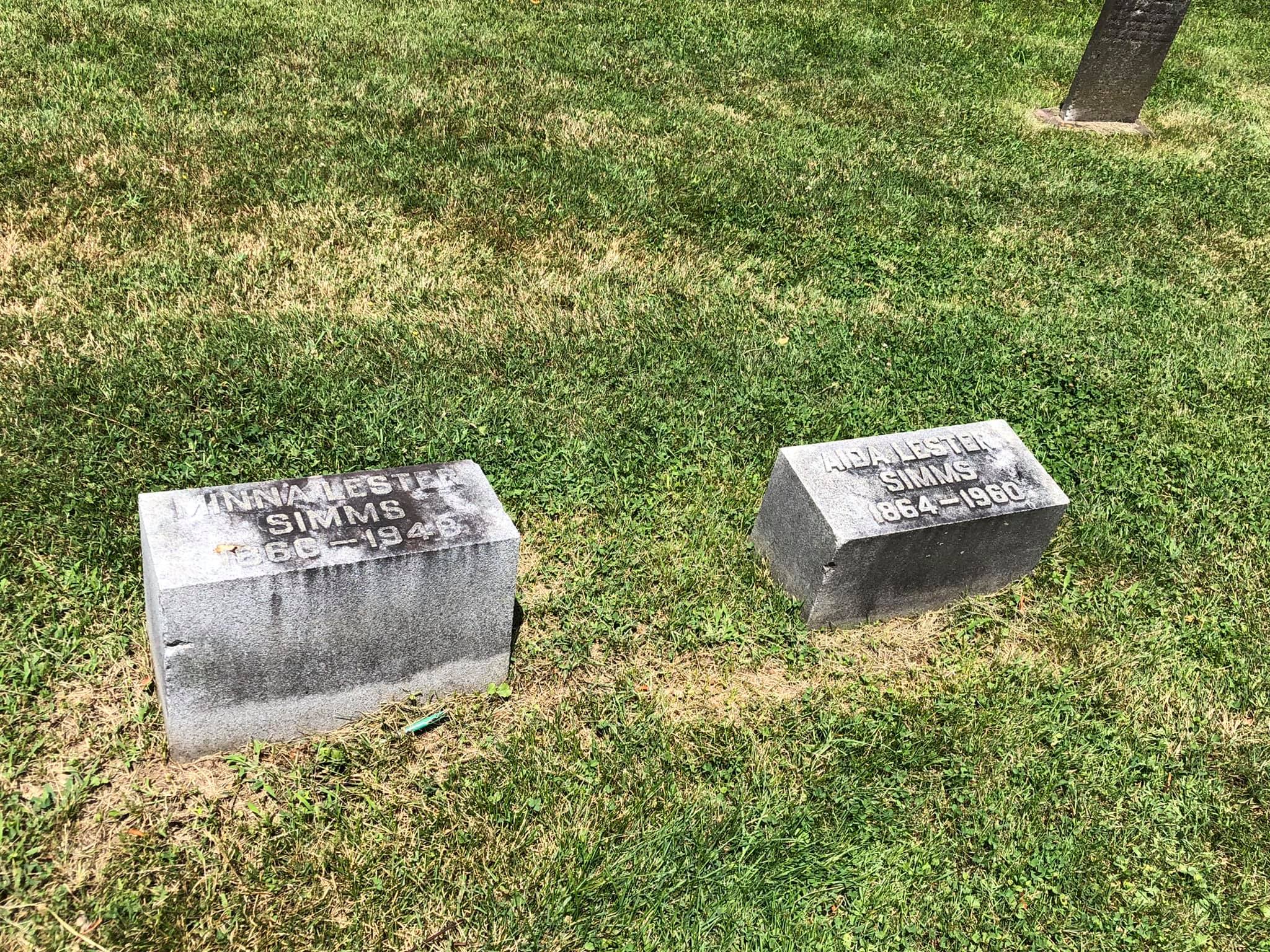 Goth Gardening ^o^: The Infamous Everleigh Sisters