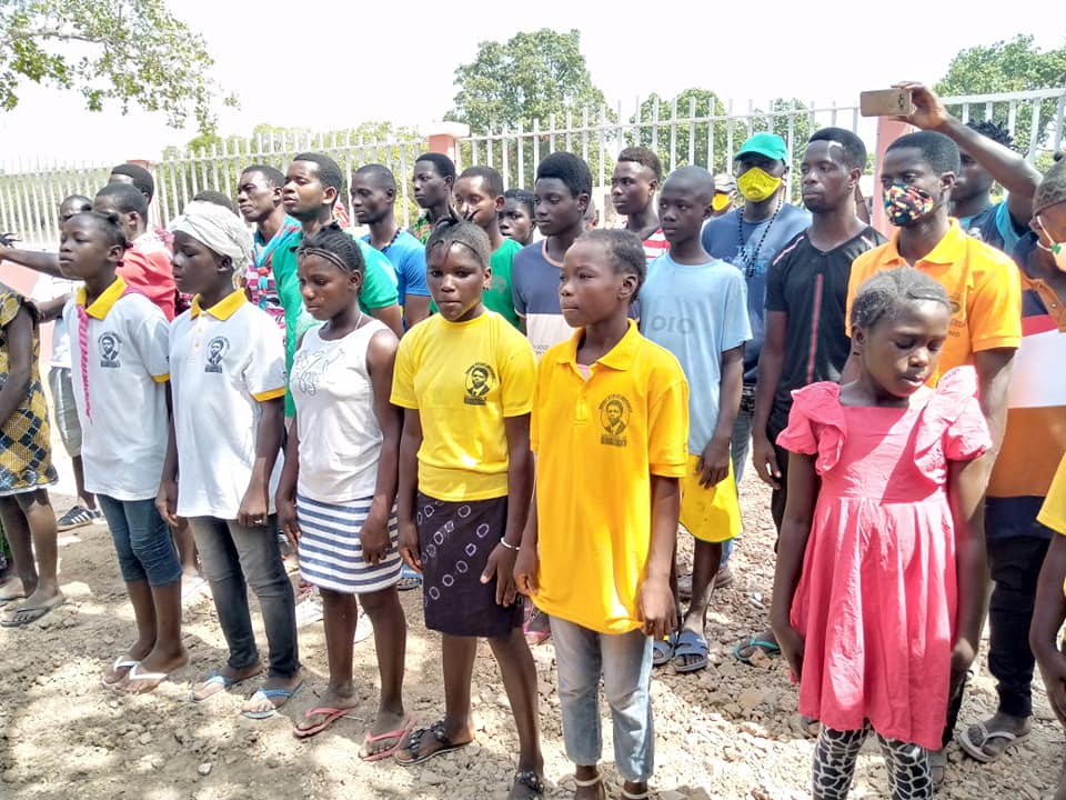 FALADEPAPAGAIO : O Ministro das Pescas Embaixador MALAM SAMBU inaugurou ...