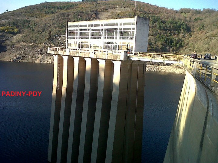 PADINY-PDY: EMBALSE DE BELESAR EL MÁS GRANDE DE GALICIA Y DEL RIO MIÑO