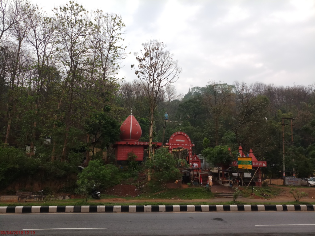 Hindu Temples of India: Lankeshwar Temple, Guwahati, Assam
