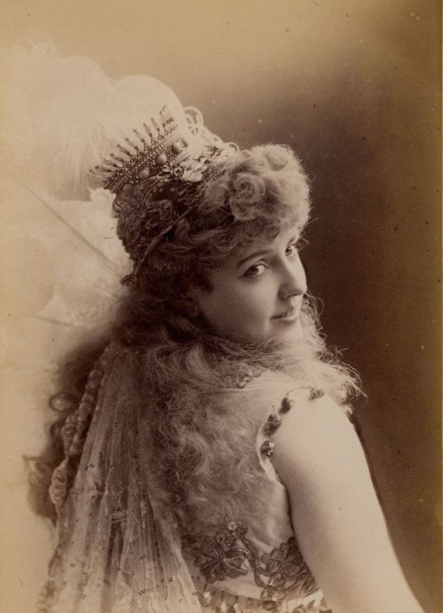 Lillian Russell: One of the Most Famous Actresses and Singers of the ...