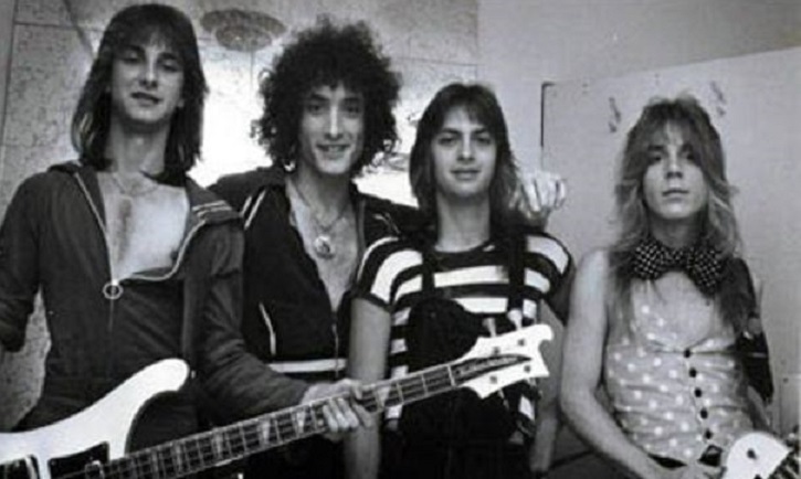 Valvulado: Quiet Riot - Heavy Metal (USA)