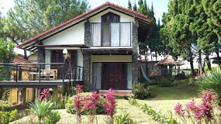 Villa Di Lembang View Gunung Yang Asri - Sewa Villa Istana Bunga Lembang private pool Rombongan ...