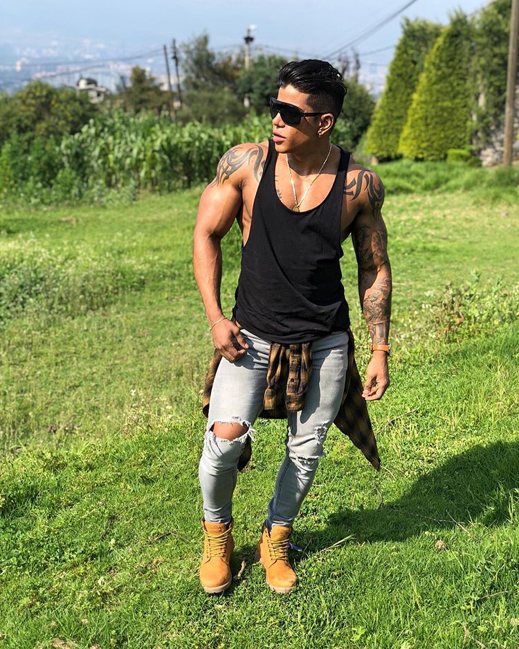 Muscle, Muscle, Muscle: Oscar Alonso 3