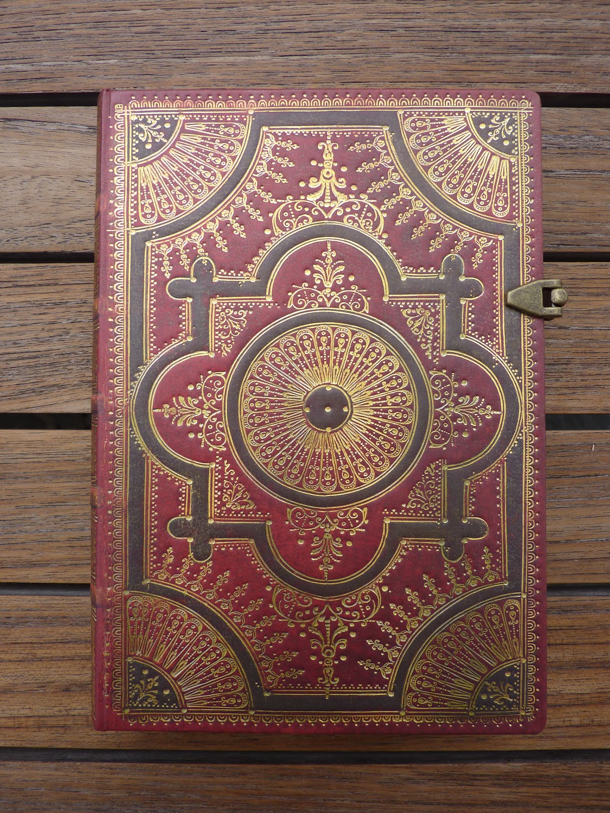 Plannerisms: Paperblanks Midi Ventaglio Rosso journal