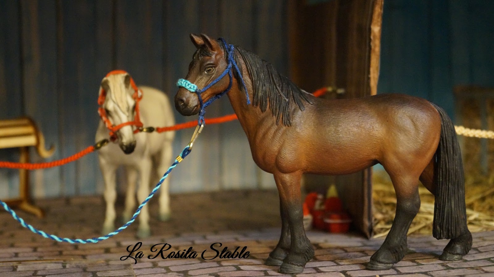 La Rosita Stable: Schleich custom wałach TWH - portret