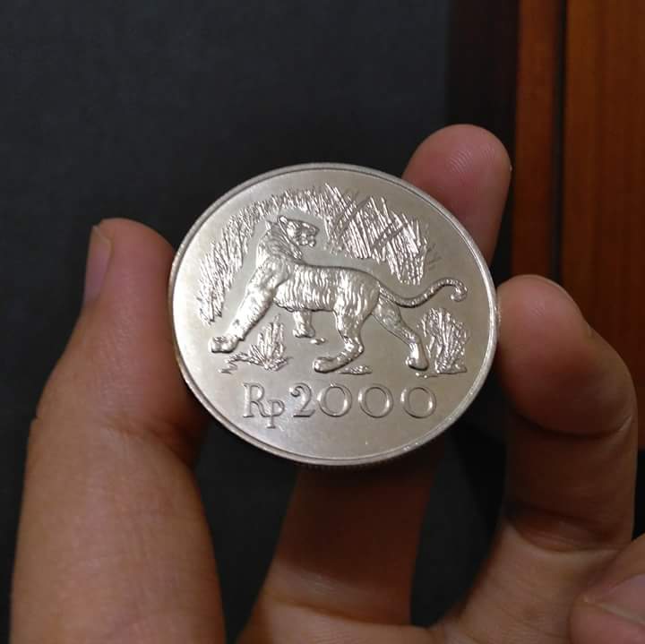Koleksi Koin Kuno: Indonesia Rp 2000,- Macan 1974 #1093