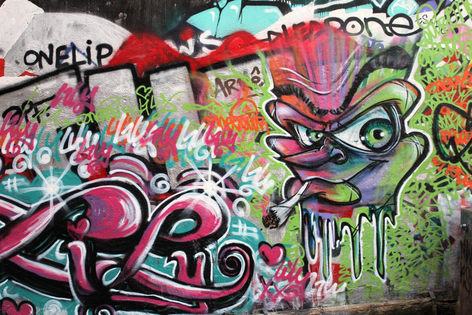 Le blog de Béa : mes dessins, photos, peintures...: Graff - Tag Marseille