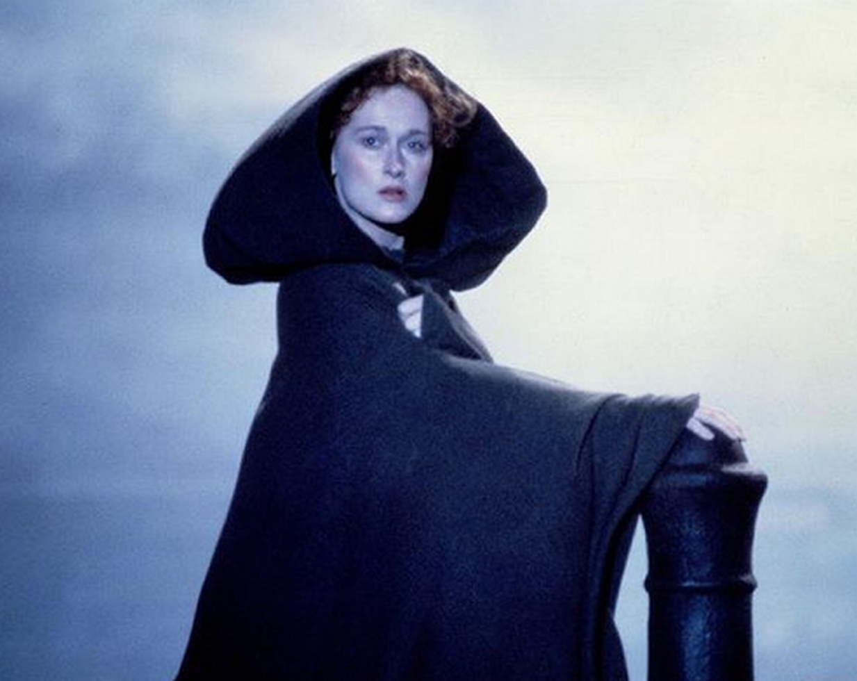 FILLUMS AND FILMING: THE FRENCH LIEUTENANT'S WOMAN
