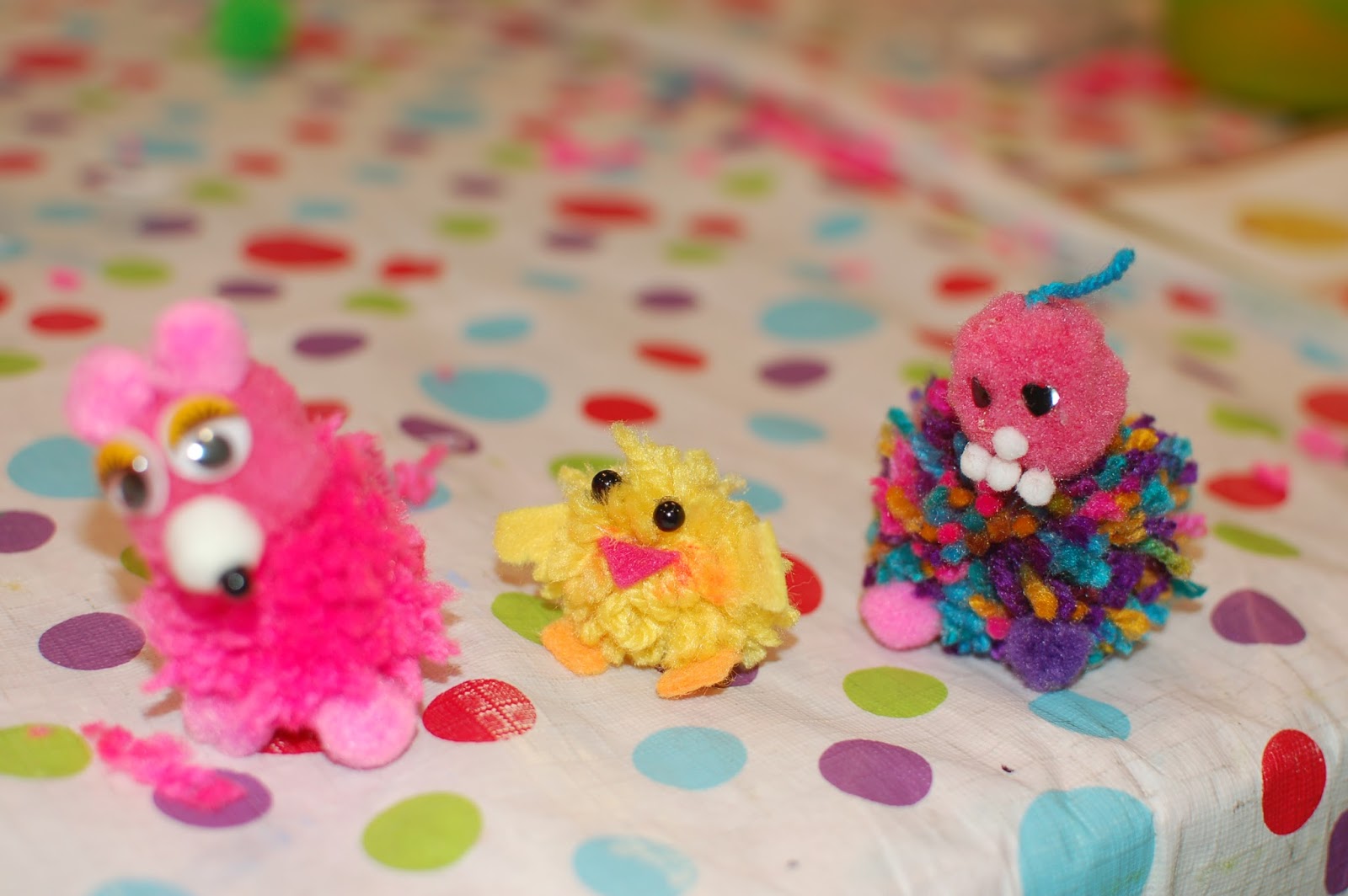 Sunnyside Art House: Pom Pom Animals / Pets