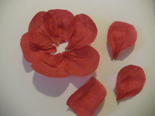 Creative Designers Crafts: Crepe Paper Flower for gift wrapping