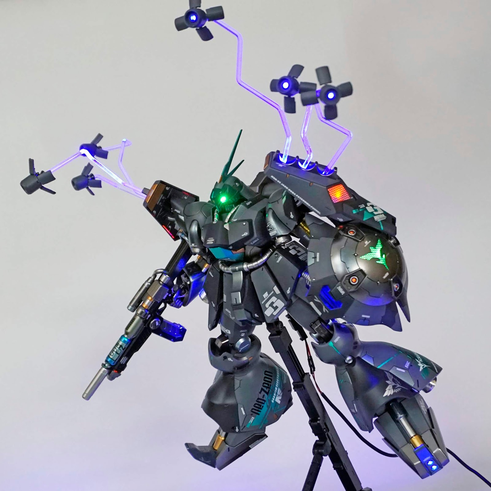 Custom Build: RE 1/100 Jadg Doga "The Owl"