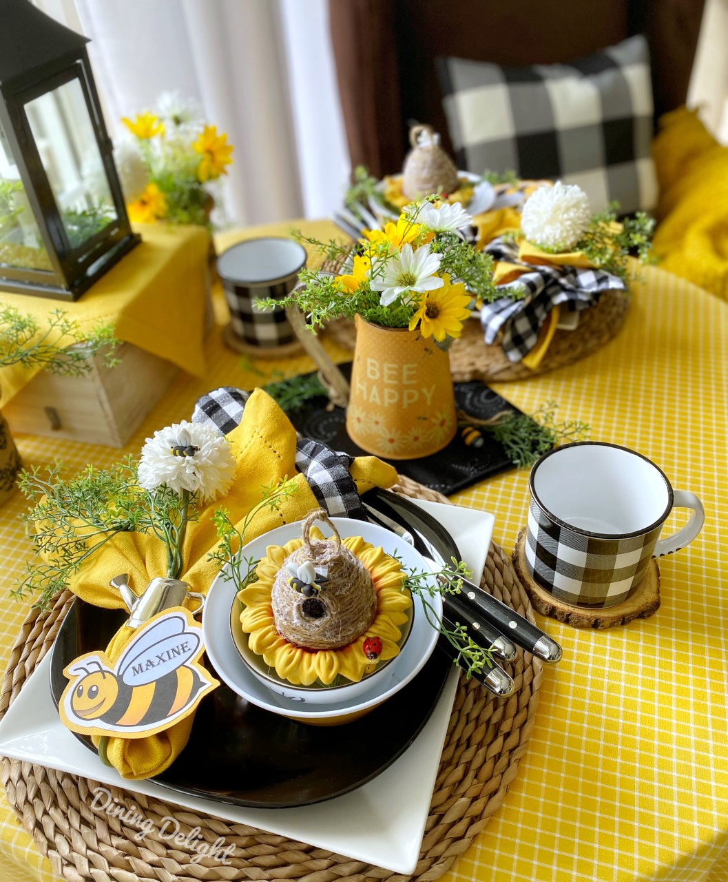 Dining Delight: Bee Themed Tablescape for Two