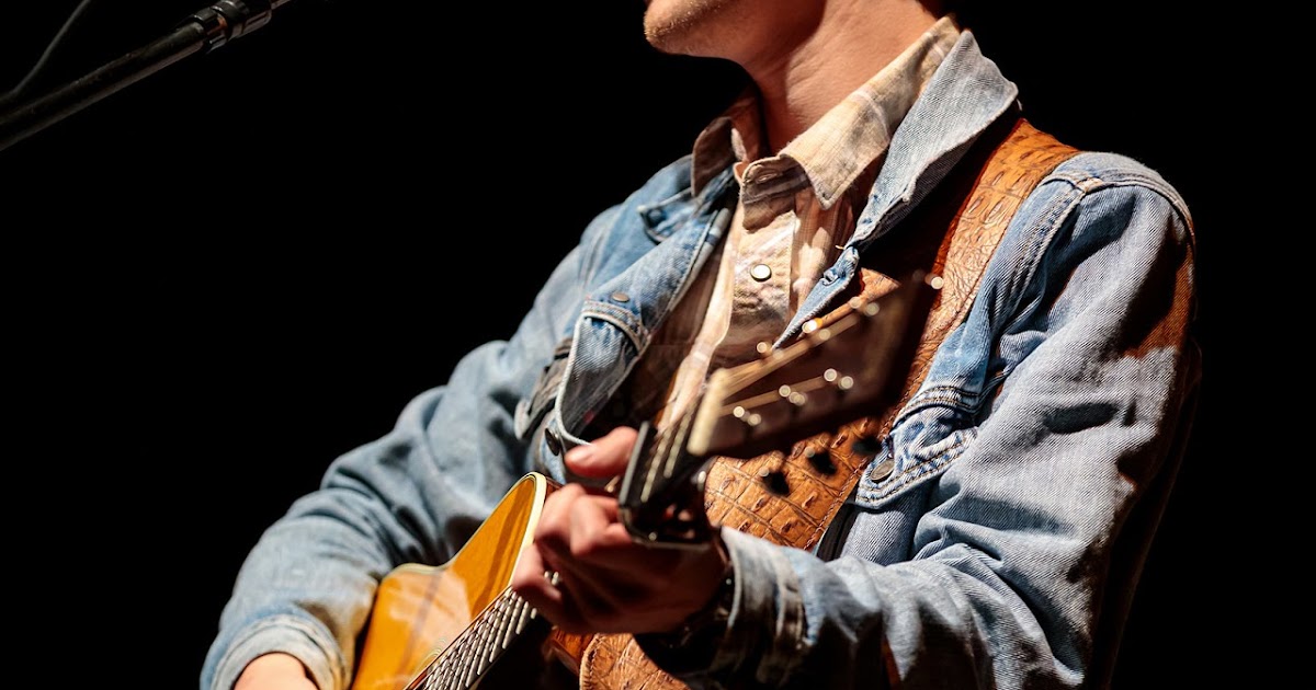 William Beckmann performing at the Nutty Brown Amphitheatre in Austin ...