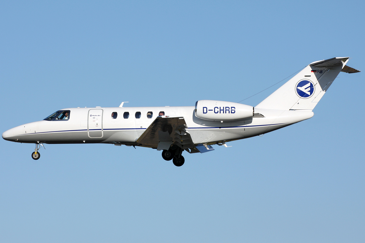 LONDON BIGGIN HILL AIRPORT EGKB/BQH IMAGES by Terry Wade: D-CHRB C25C ...