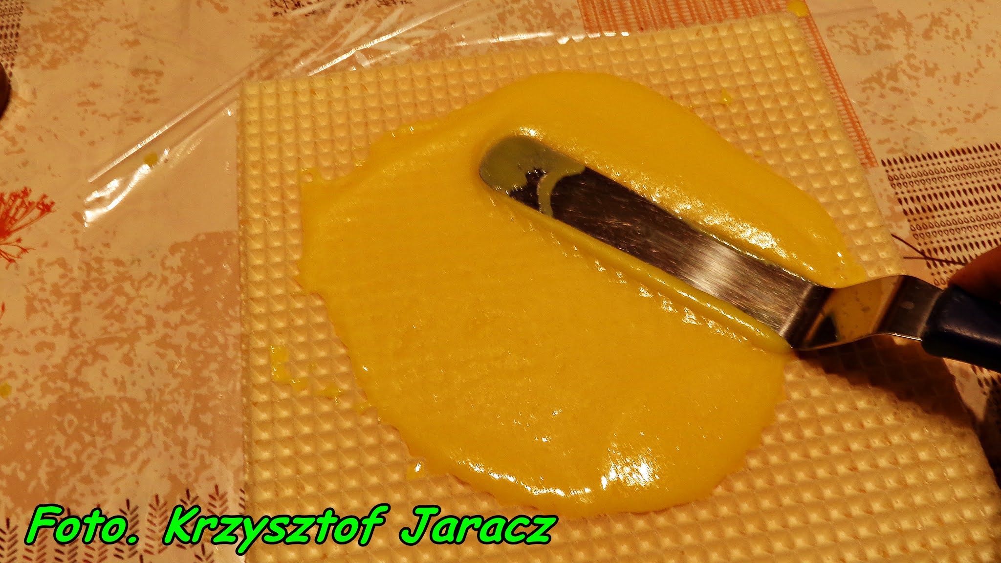 Przepisy i porady kulinarne: Masa do wafli z galaretką.