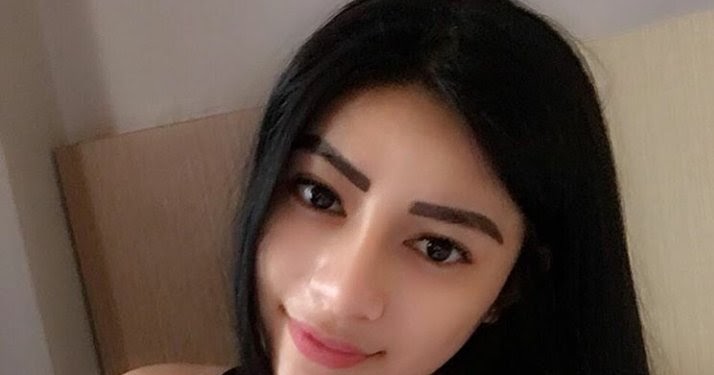 Cerita Dewasa: CERITA MESUM AKU, TANTE RATNA DAN MBAK SUSI