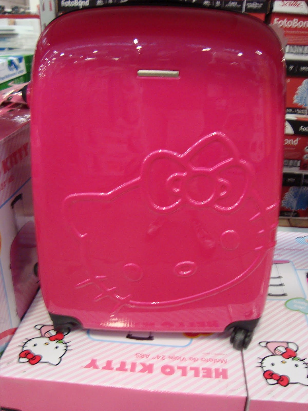 Hello Kitty Cat: Long time, more Hello Kitty :)