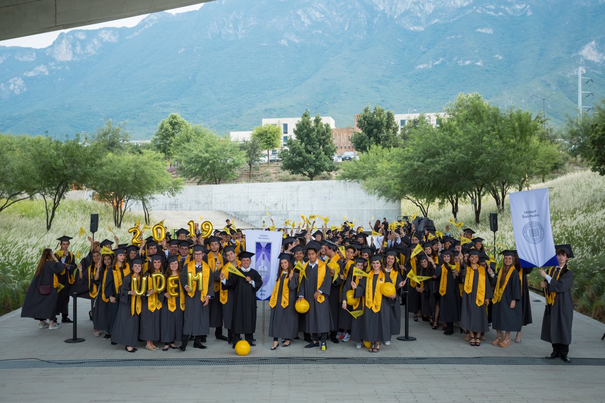 Otorga Commencement sello UDEM a la “generación dorada”