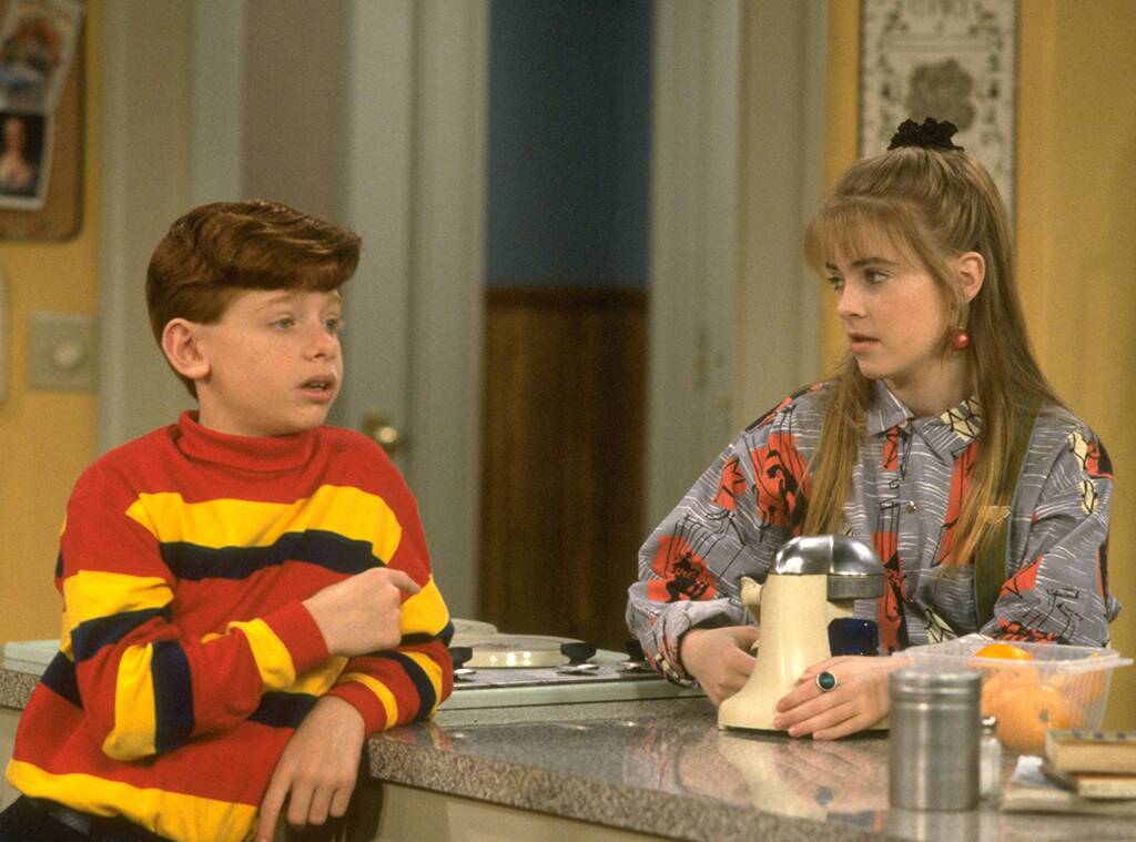 NickALive!: 18 Secrets About 'Clarissa Explains It All' Revealed
