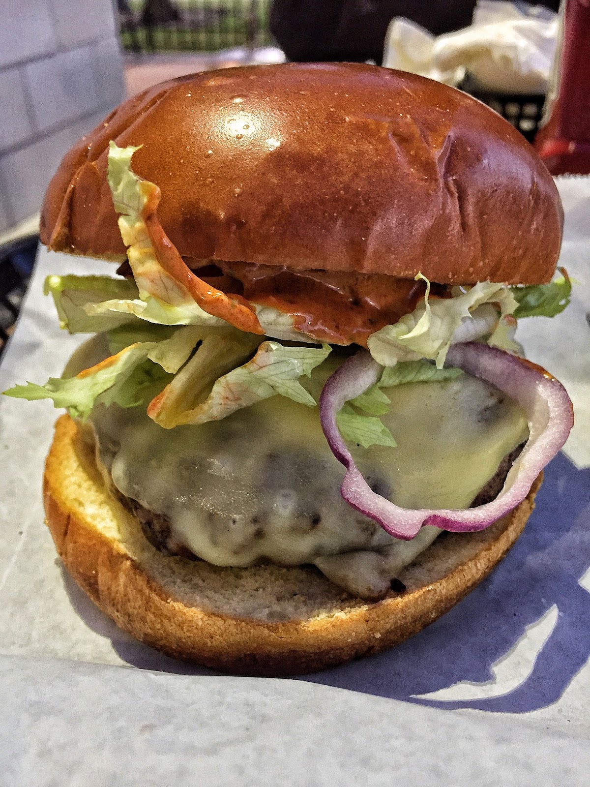 Zain's Halal Reviews: Fanoosh Biryani and Burgers: Where East Meets West