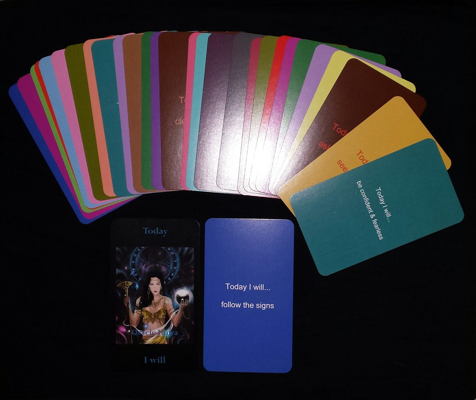 Vancouver Psychic Medium Oracle Laura: BOOK & PRODUCTS