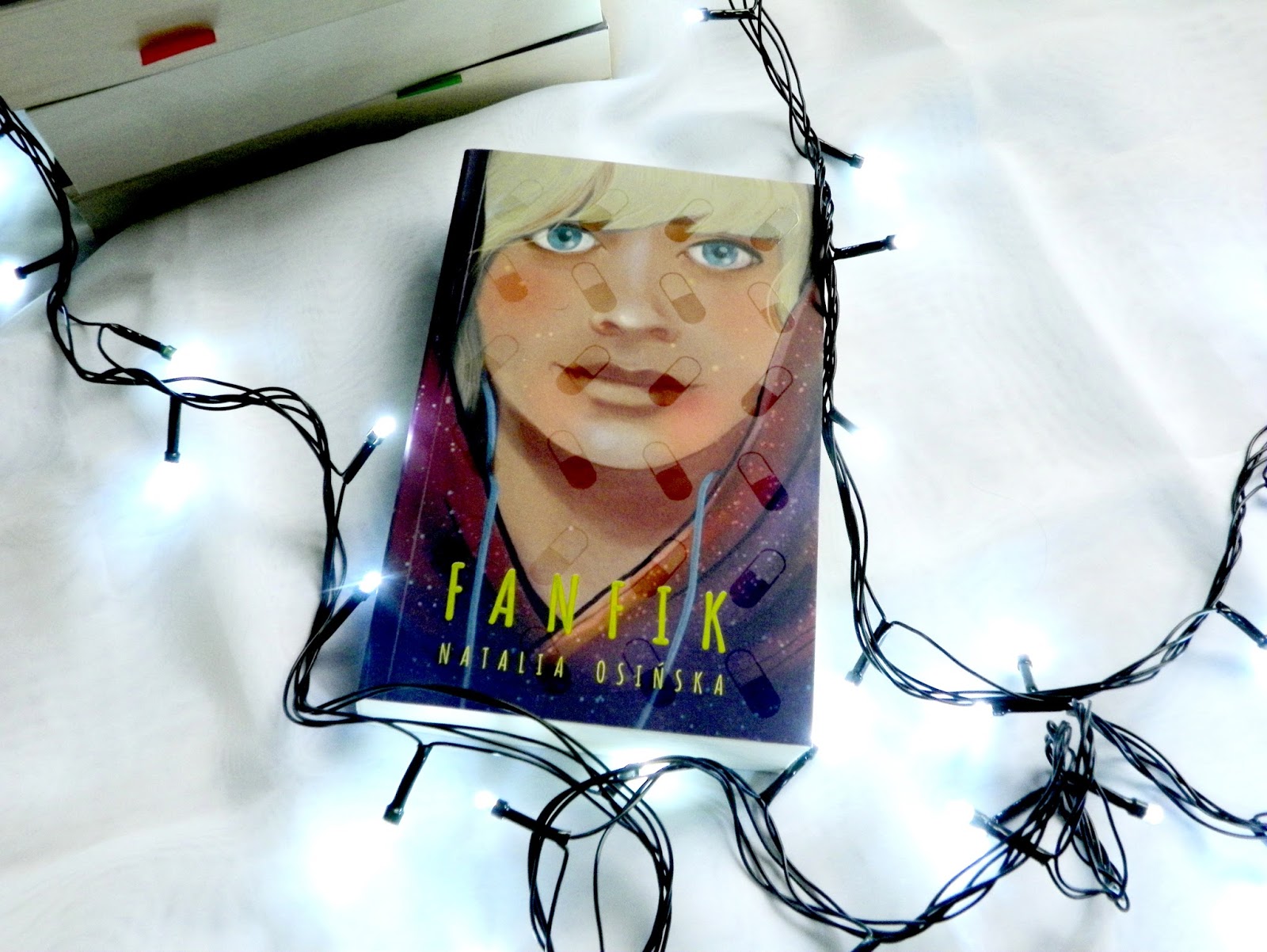 Takich młodzieżówek nie ma || Fanfik / Natalia Osińska - Secret-Books