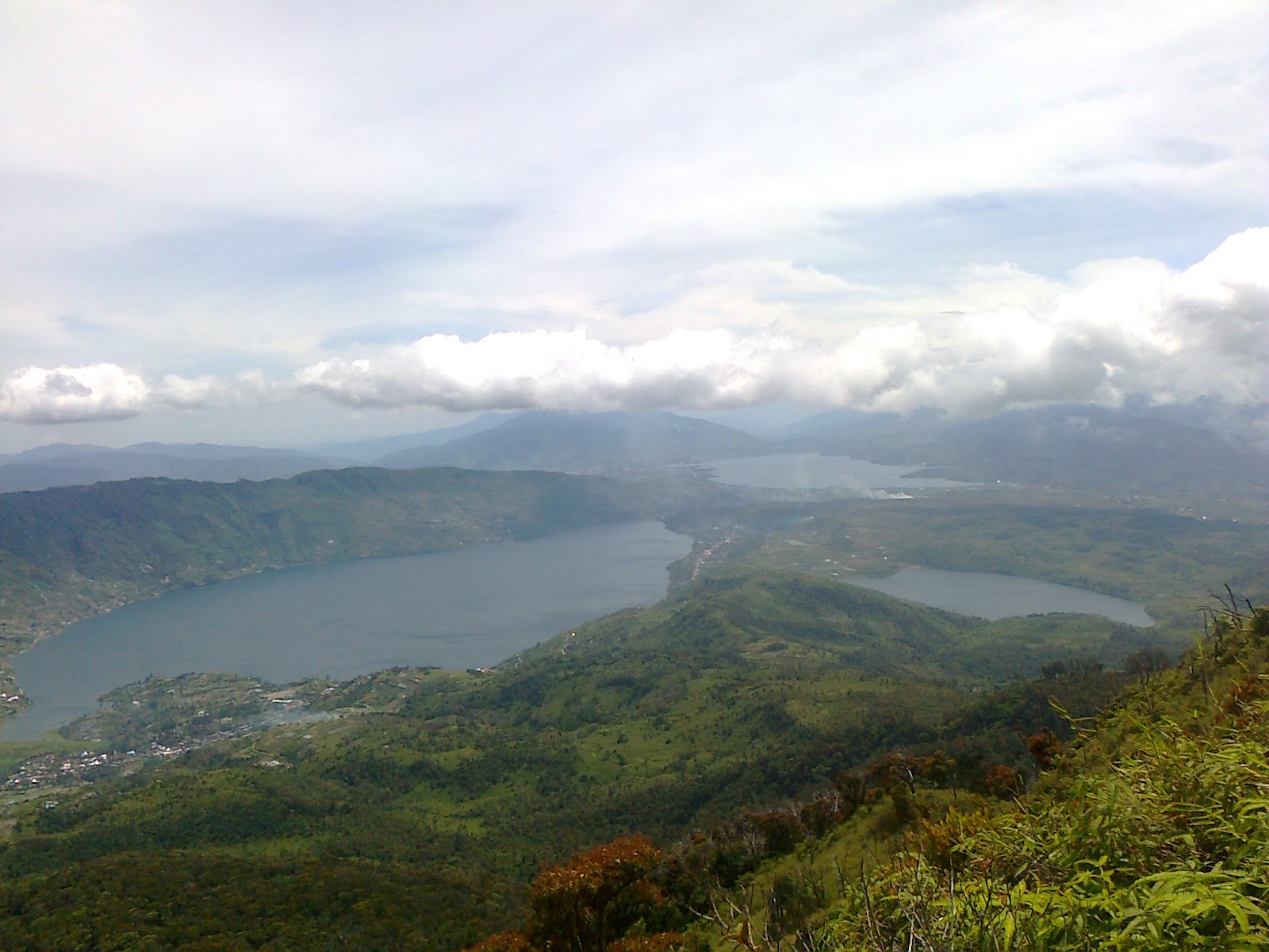 RIKI MAPALA PAGARUYUNG: gunung talang solok sumbar........