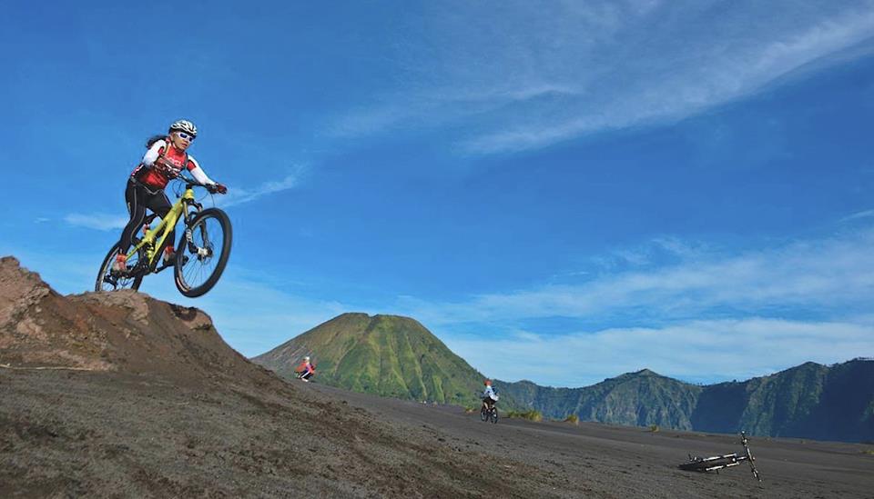 Love the Fold: Volcano adventure in Bromo