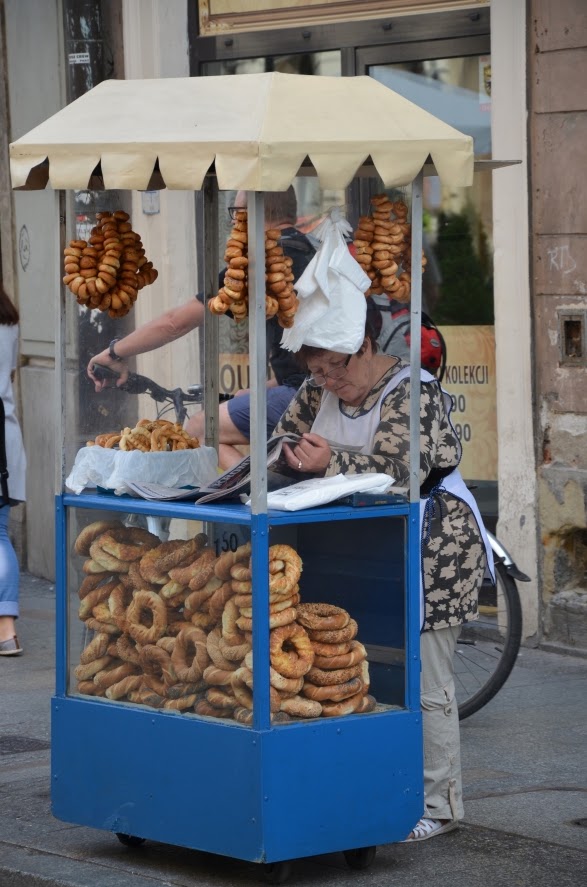 Trip Notes: Proto-Bagel Vendors of Krakow