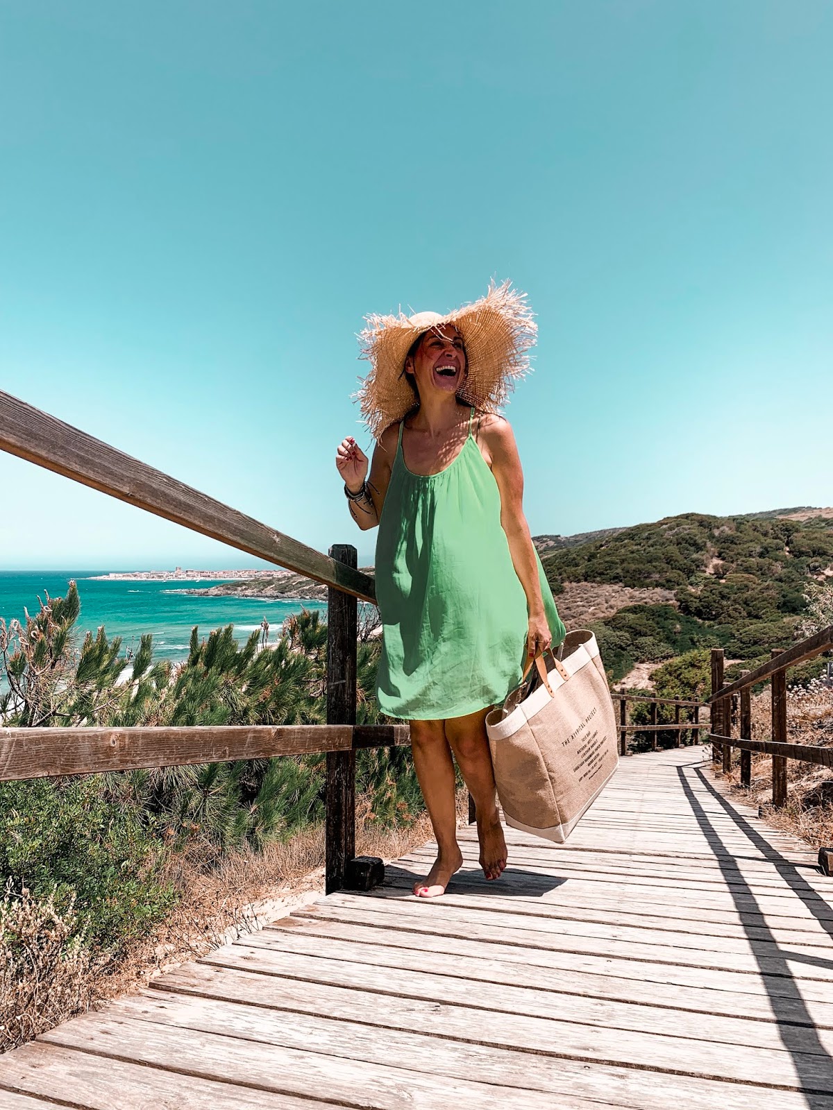 DESCUBRE CERDEÑA CON BUSCOUNCHOLLO.COM | Ponte tu Ropa