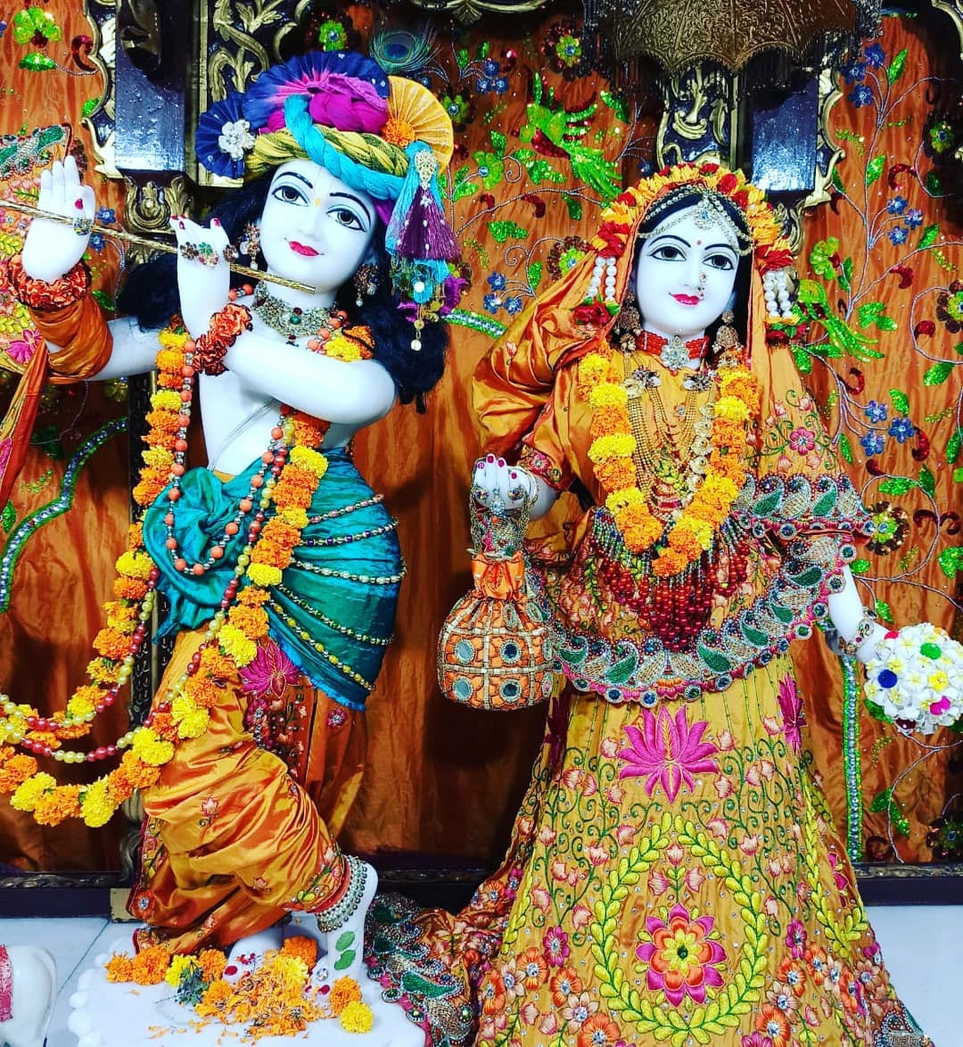 Radhe Krishna Beautiful Pictures