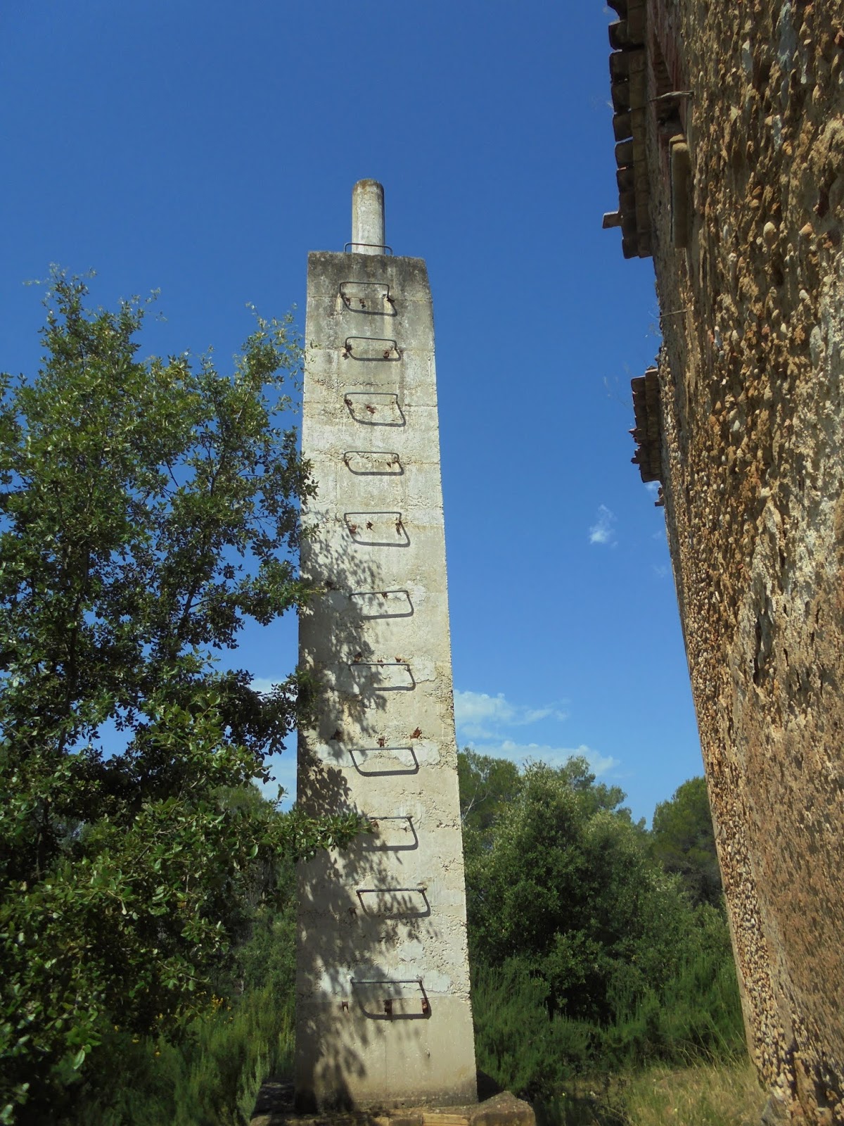 MUNTANYA: Vilademuls, Torre i Sant Marçal de Quarantella, Sant Julià de ...