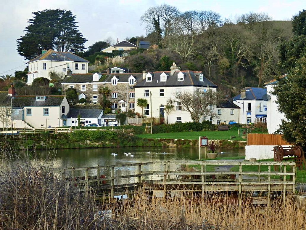 Mike's Cornwall: Pentewan Harbour, Beach and Village, Cornwall