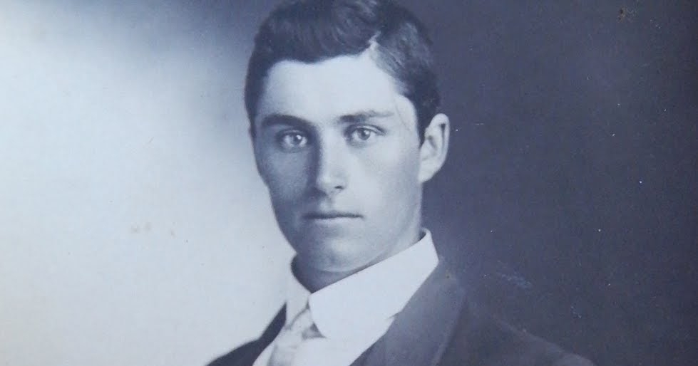 Sweetheart Mine, The World Is Weary: Introducing Tom Lockyer