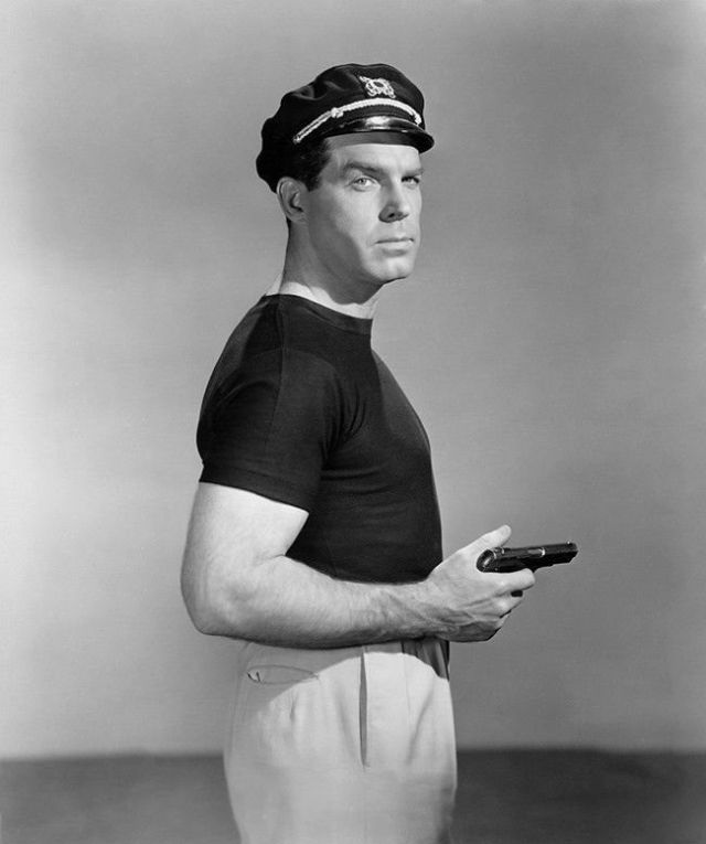 30 Fabulous Portrait Photos of Fred MacMurray in the 1930s and ’40s ...