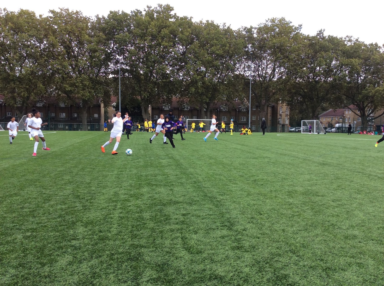 Gainsborough Primary School: Year 4,5 and 6 Girls Football Competition