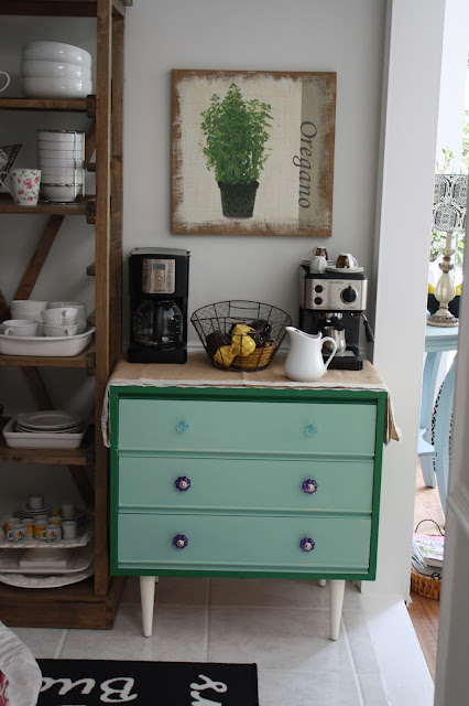 The little white cottage in the woods: Coffee nook revamped...