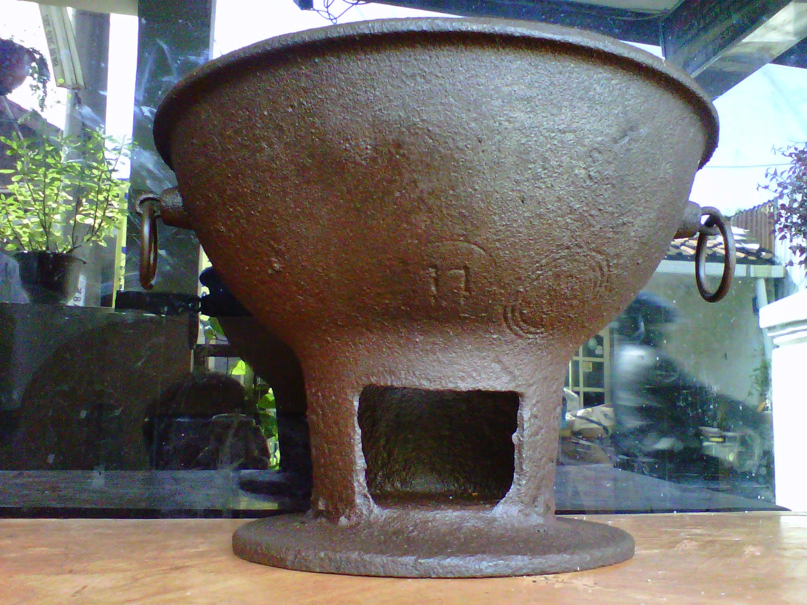 Gaya Antik Galeri : Tungku / Anglo Besi Kuno (TERJUAL/SOLDOUT)