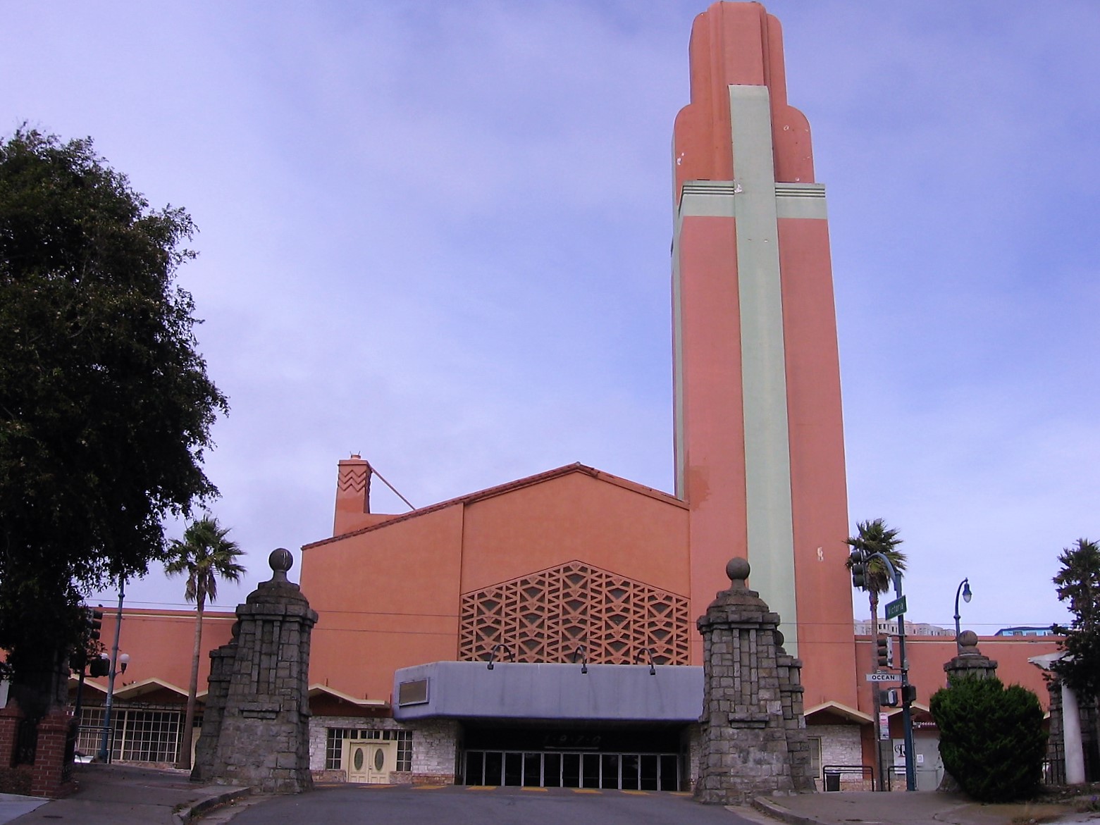 San Francisco Theatres: The El Rey Theatre