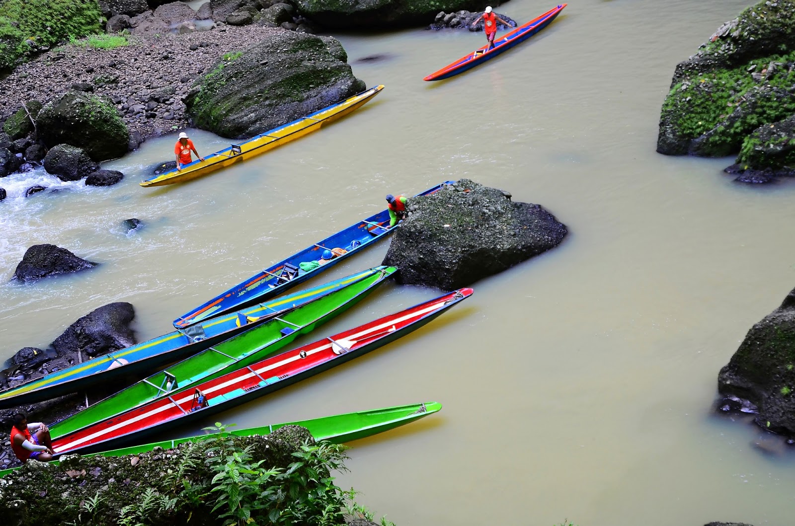 Travel, Adventures and Photography: PAGSANJAN / MAGDAPIO FALLS