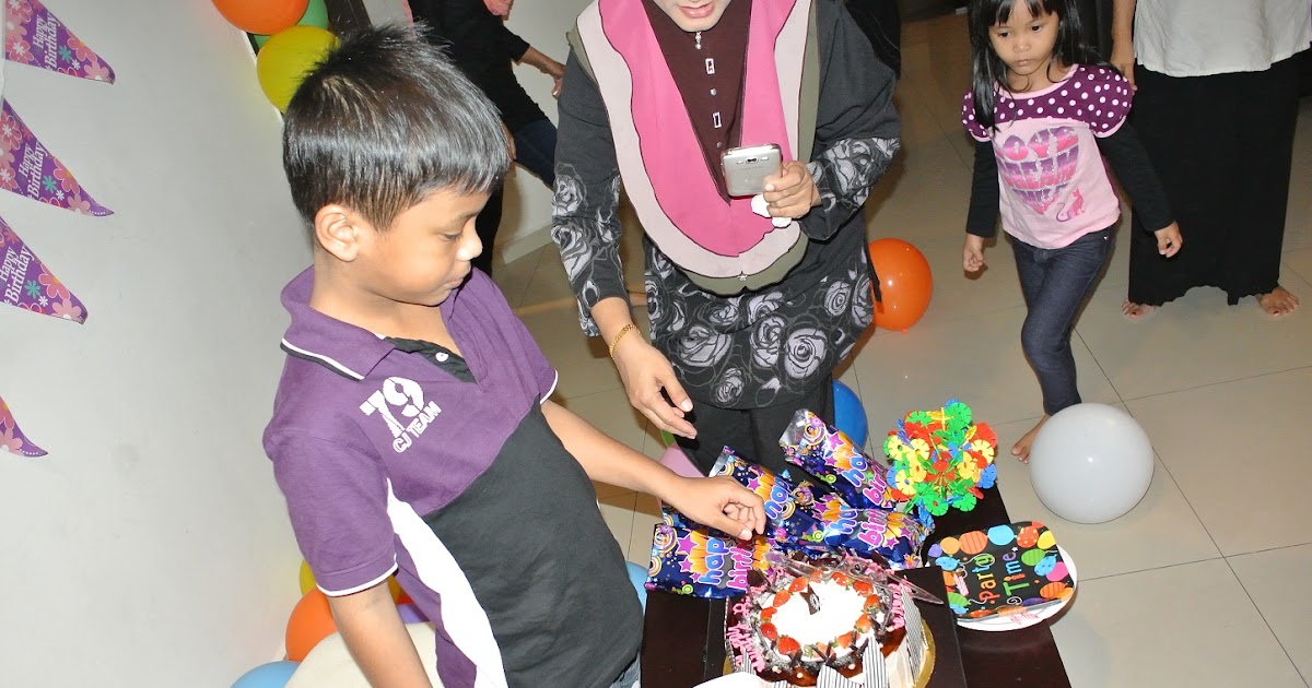 Life Travelog Anak2 Papa & Mama: Birthday Muhammad Amir ke 8 tahun ...