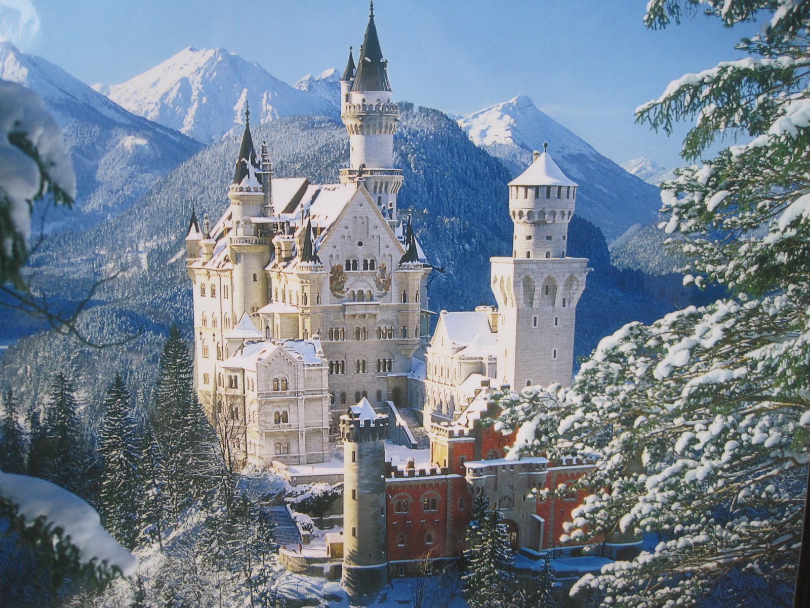 Tour De Castles on Pinterest | Neuschwanstein Castle, Castles and Germany