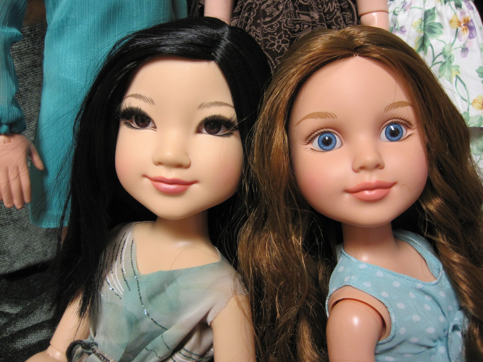 Never Grow Up: A Mom's Guide to Dolls and More: BFC Ink Doll Review ...