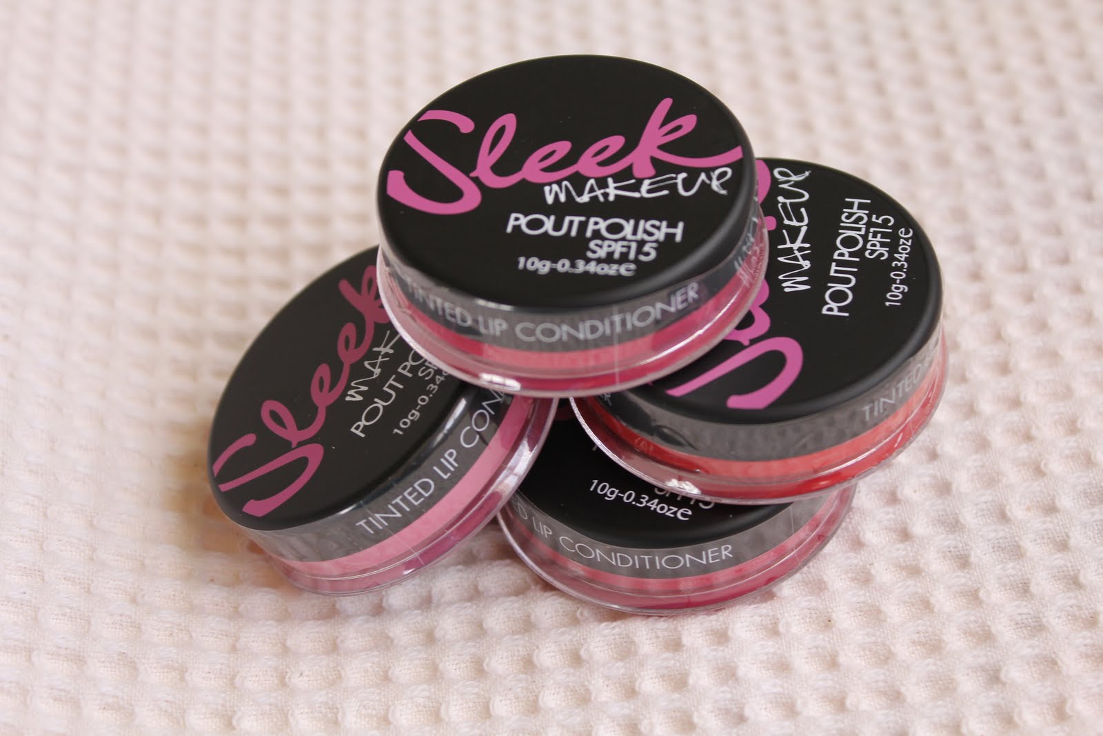 On my mind .... I: Dreamed of Sleek Make Up Part 3 ( Lip Tint Conditoner)