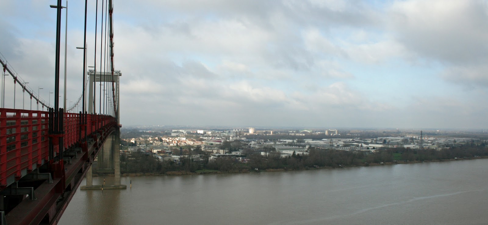 Pont d’Aquitaine: the troubled bridge over water - Invisible Bordeaux