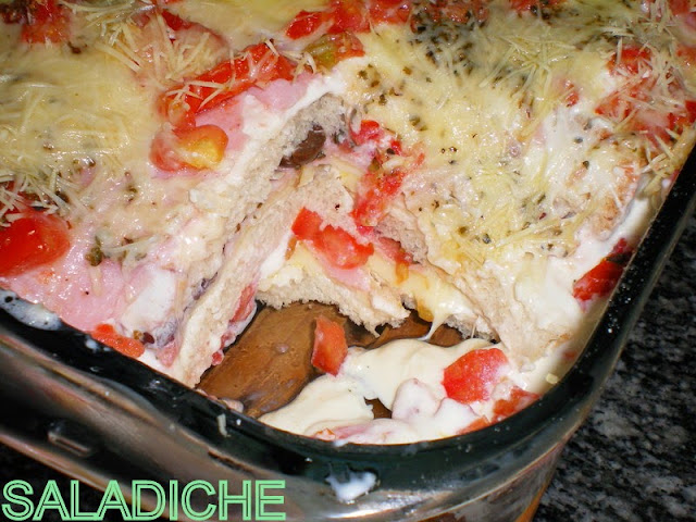 SALADICHE: SANDUÍCHE DE PÃO DE FORMA ASSADO DO SALADICHE