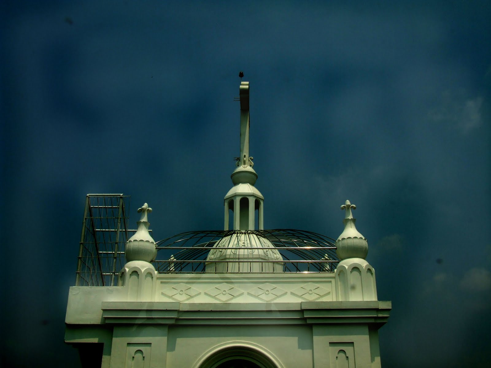 Mary @ Vallarpadam: Marian Towers