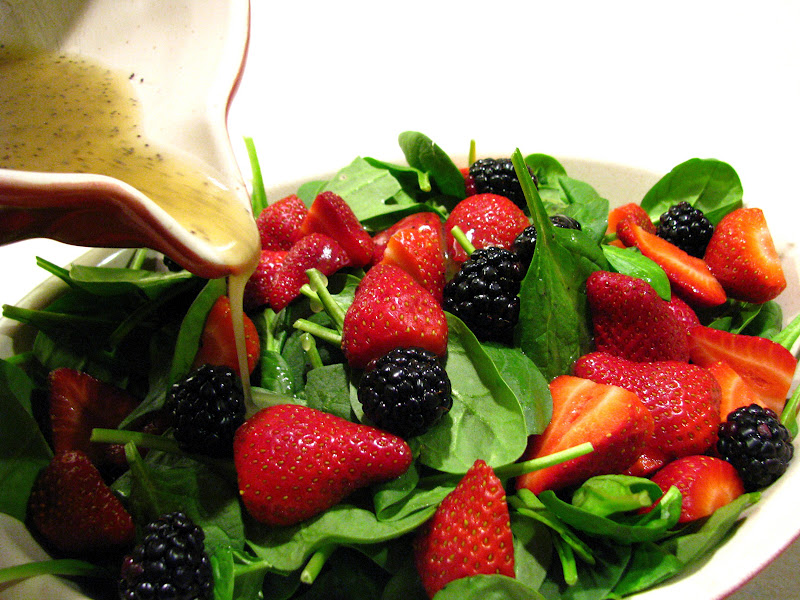 Hey, Mom! What's For Dinner?: Strawberry/Spinach Salad with Poppy Seed ...