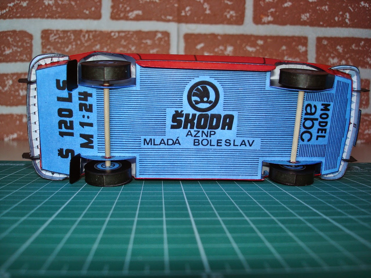 papierove-modely: Škoda 120 LS